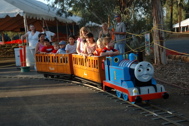 THOMAS THE TRAIN
