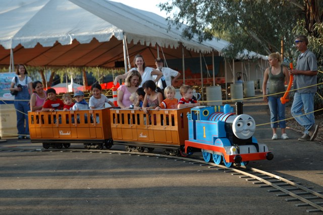 THOMAS THE TRAIN
